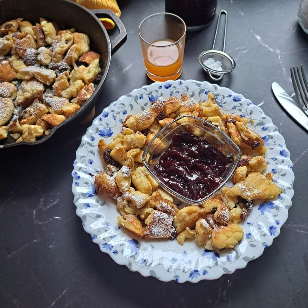 Rum-soaked Christmas Plum Cake - Sumi´s culinary notes