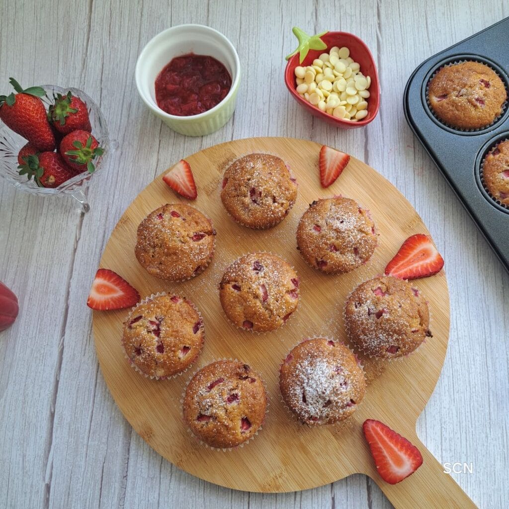 Eggless Strawberry white chocolate muffins - Sumi´s culinary notes